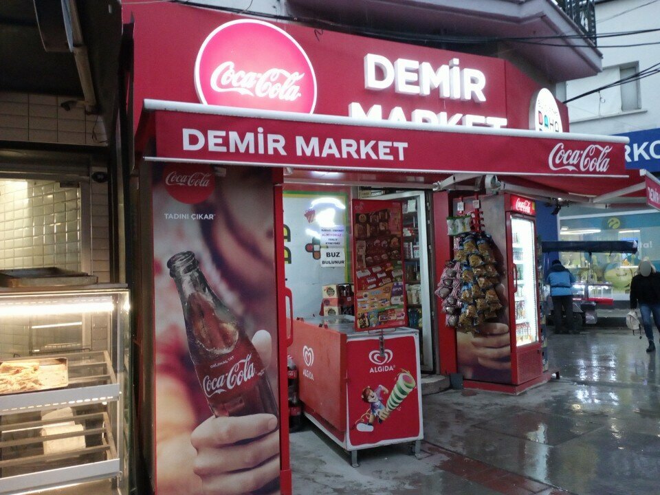 Süpermarket Demir, İzmir, foto