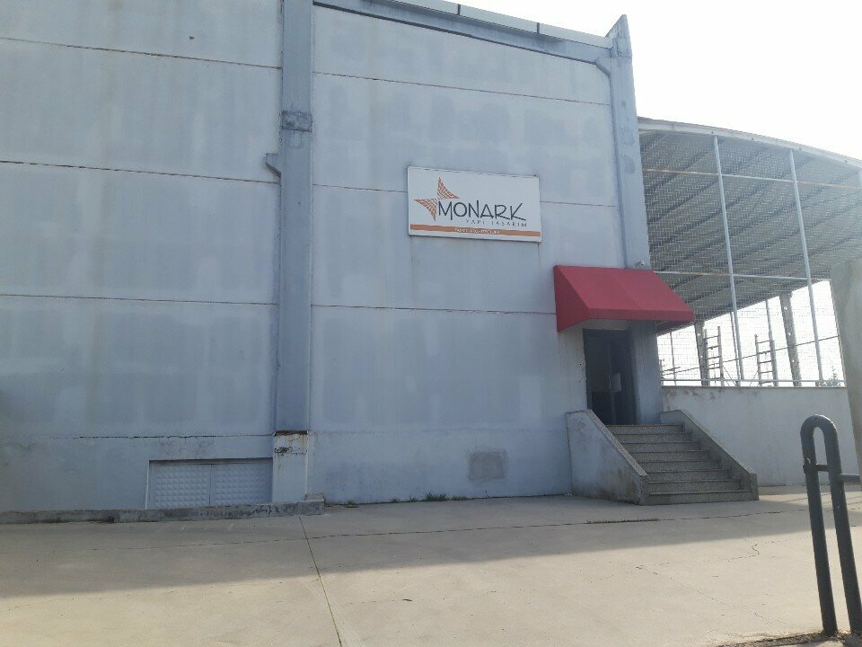 Çerçeve ve çadır yapıları Monark Yapı, İzmir, foto