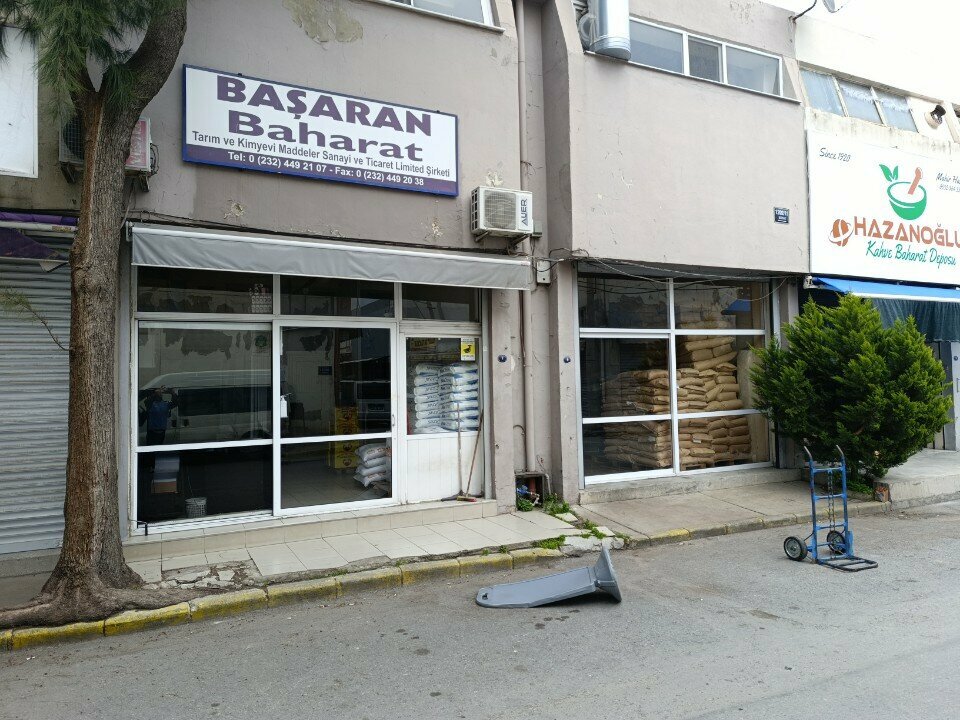 Gıda malzemeleri ve baharatlar Başaran Baharat, İzmir, foto