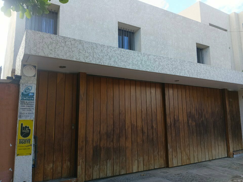 Büro mobilyaları Revolución Jigote, Santa‑Krus, foto