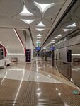 Doha Fuar ve Kongre Merkezi Metro İstasyonu (Doha, Omar Al Mukhtar Street), metro istasyonu  Doha'dan