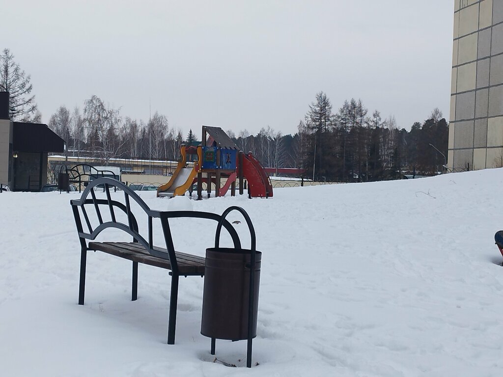 Oyun alanı Playground, Snejinsk, foto