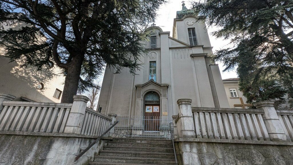 Protestan kilisesi Roman Catholic Church Of Saints Cyril And Methodius, Belgrad, foto