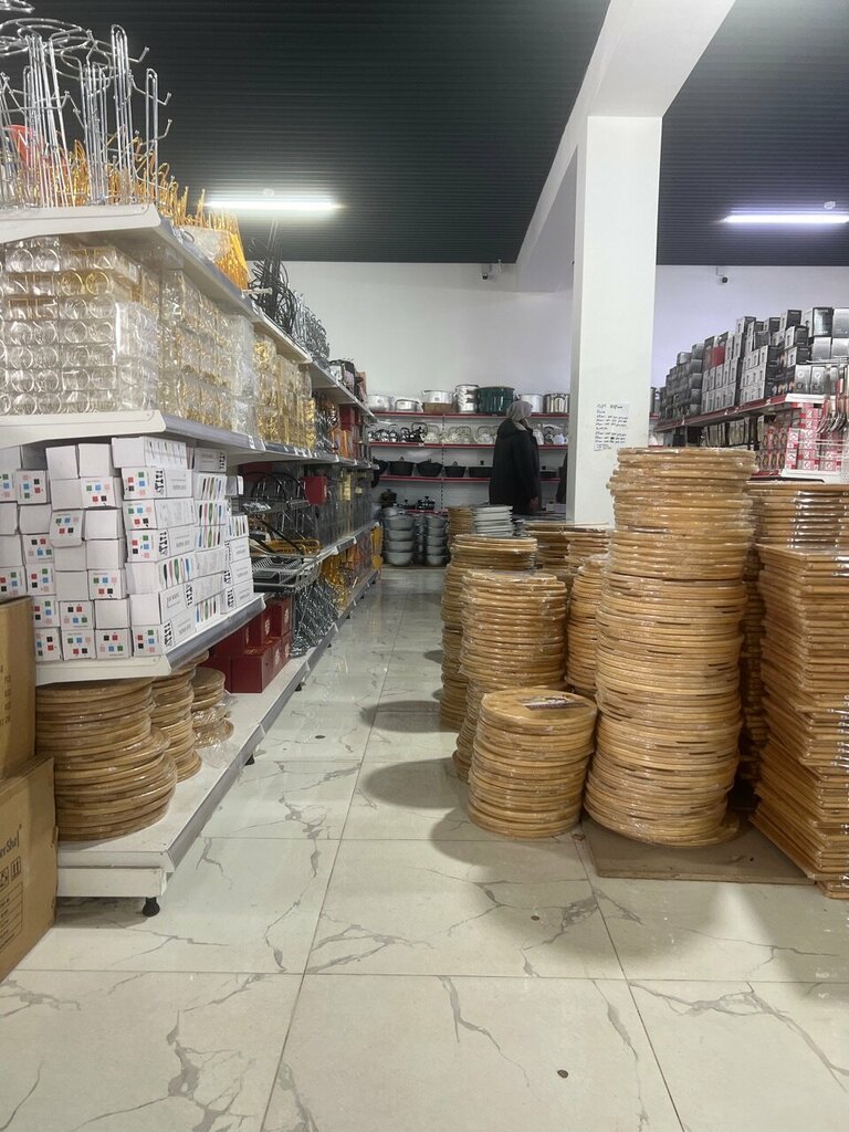 Züccaciye mağazaları Posuda. Mir. Lux, Çimkent (Şımkent), foto