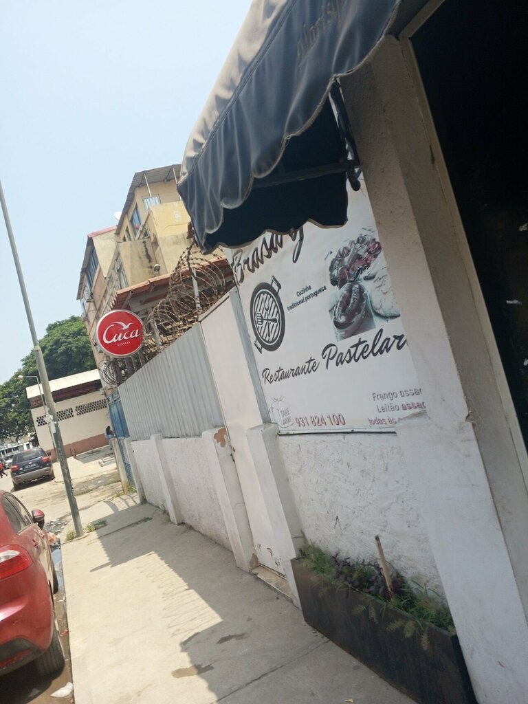 Kahve dükkanları Restaurante e pastelaria, Loanda, foto