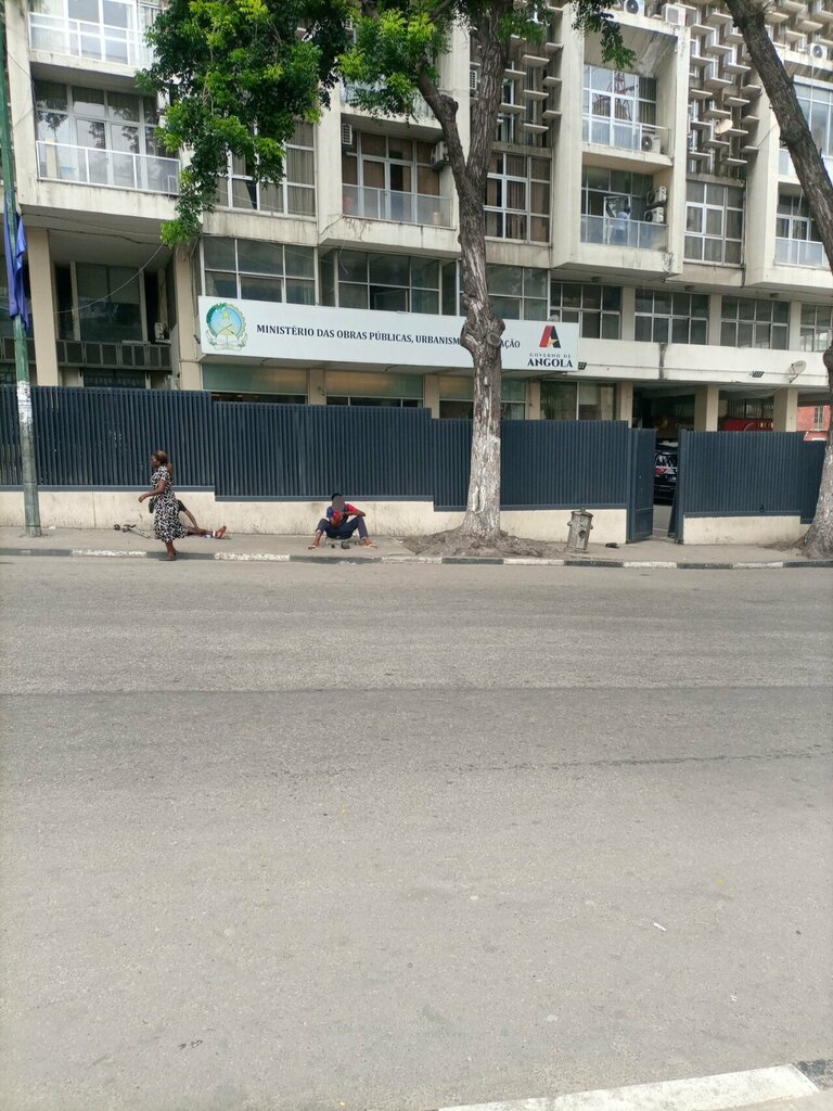 Devlet kurumları ve bakanlıklar Ministério da Construção e Obras Públicas, Loanda, foto