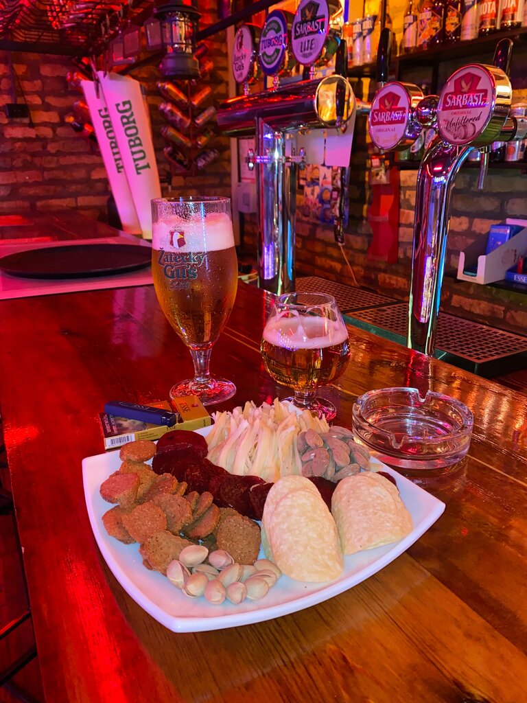 Kafe Brosco, Angren, foto