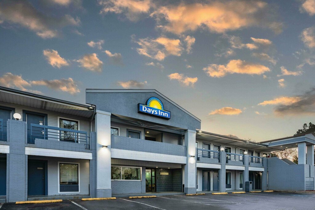 Otel Days Inn by Wyndham Raleigh Glenwood-Crabtree, Roli, foto