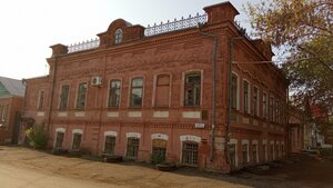 Дом городской усадьбы П.А. Осипова, конец XIX века (ulitsa Chicherina No:9), turistik yerler  Orenburg'dan