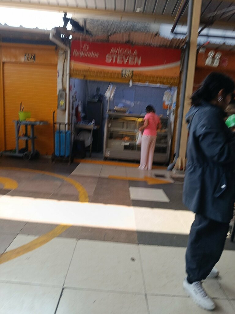 Kanatlı hayvan ürünleri ve yumurta Avicola Steven, Lima, foto