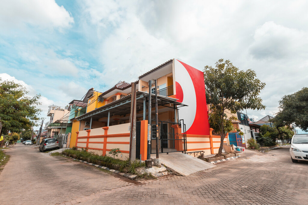 Otel Oyo 3132 Mahkota Sivali, Tangerang, foto