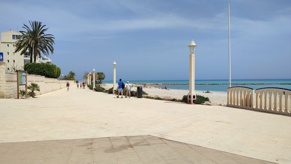 Plaj Playa de la Roda, Valensiya, foto
