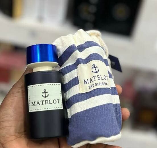Güzellik salonu Bijou Shop Divers, Abican, foto