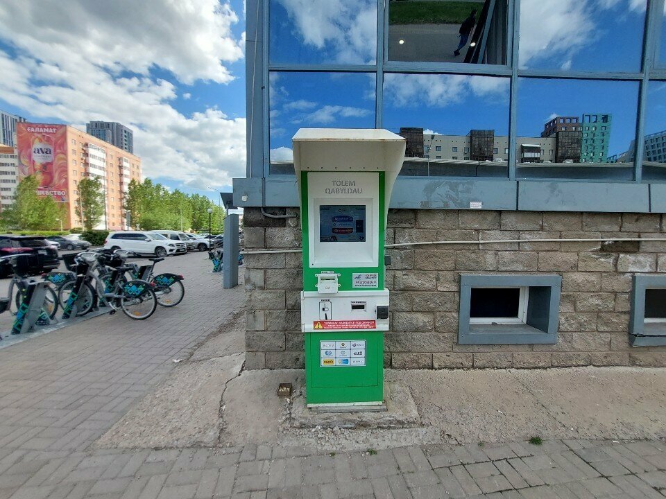 Ödeme terminali Qiwi, Astana, foto