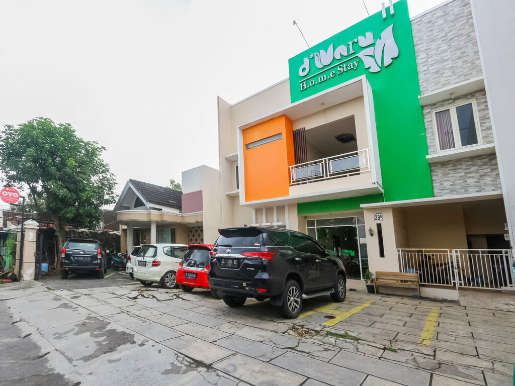 Otel Super Oyo 90193 D'waru Homestay Syariah, Surakarta, foto