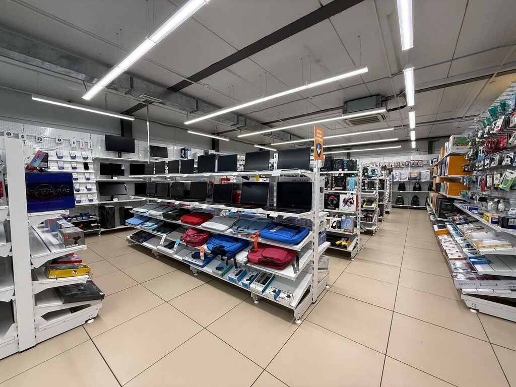 Elektronik eşya mağazaları DNS, , foto