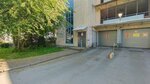 Potrebitelsky garazhno-stroitelny kooperativ Na Grazhdanskom (Grazhdanskiy Avenue No:38), garajlar  Saint‑Petersburg'dan