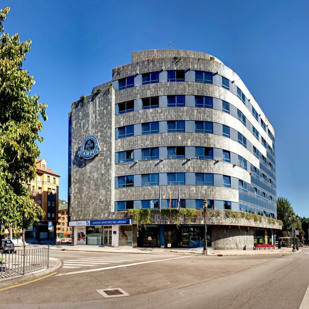 Otel Aparthotel Campus, Oviedo, foto