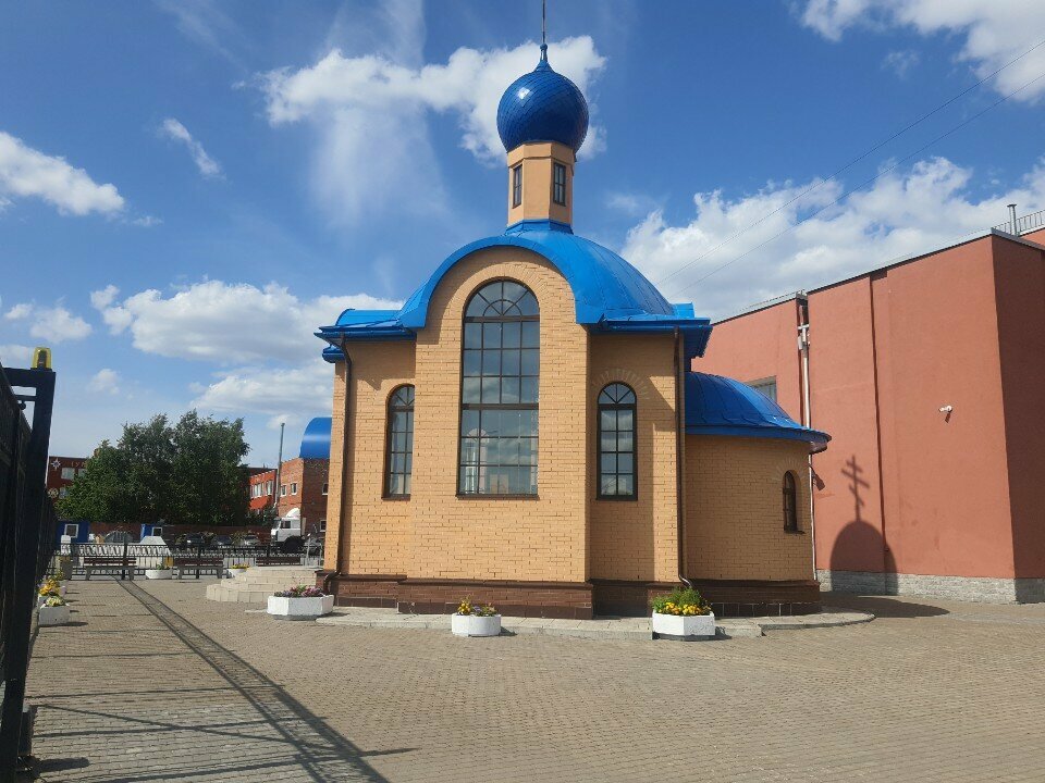 Şapel, haç anıtı Храм-часовня Николая Чудотворца, Saint‑Petersburg, foto