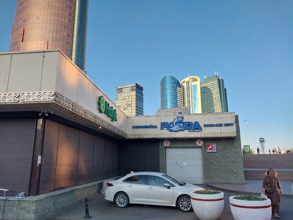 Araç muayene istasyonları Check Up, Astana, foto