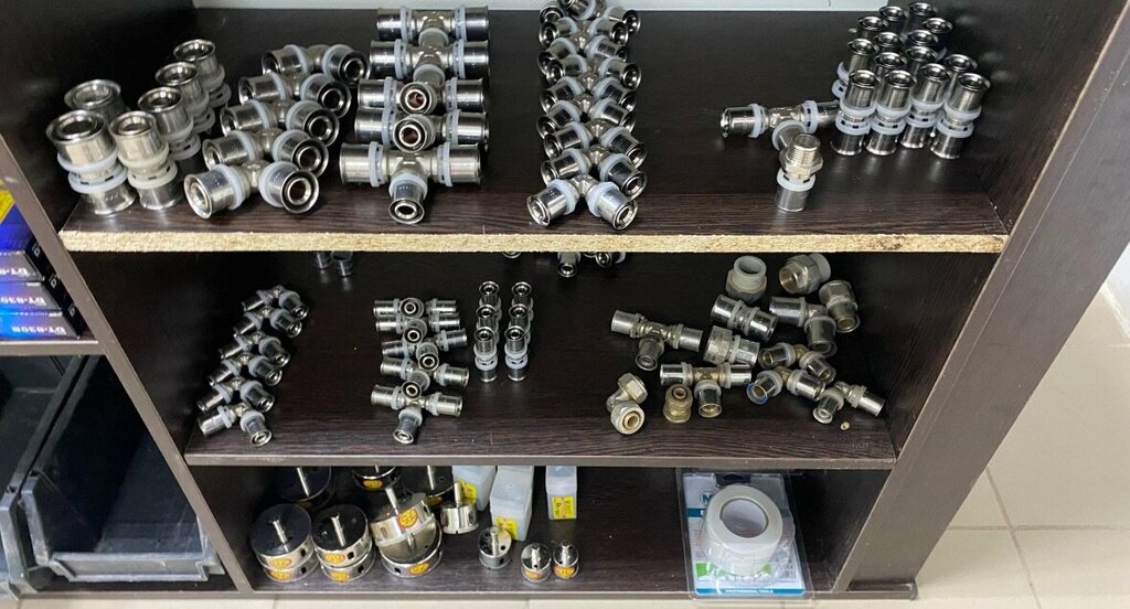 Banyo ve klozet mağazaları Plumber, Astana, foto