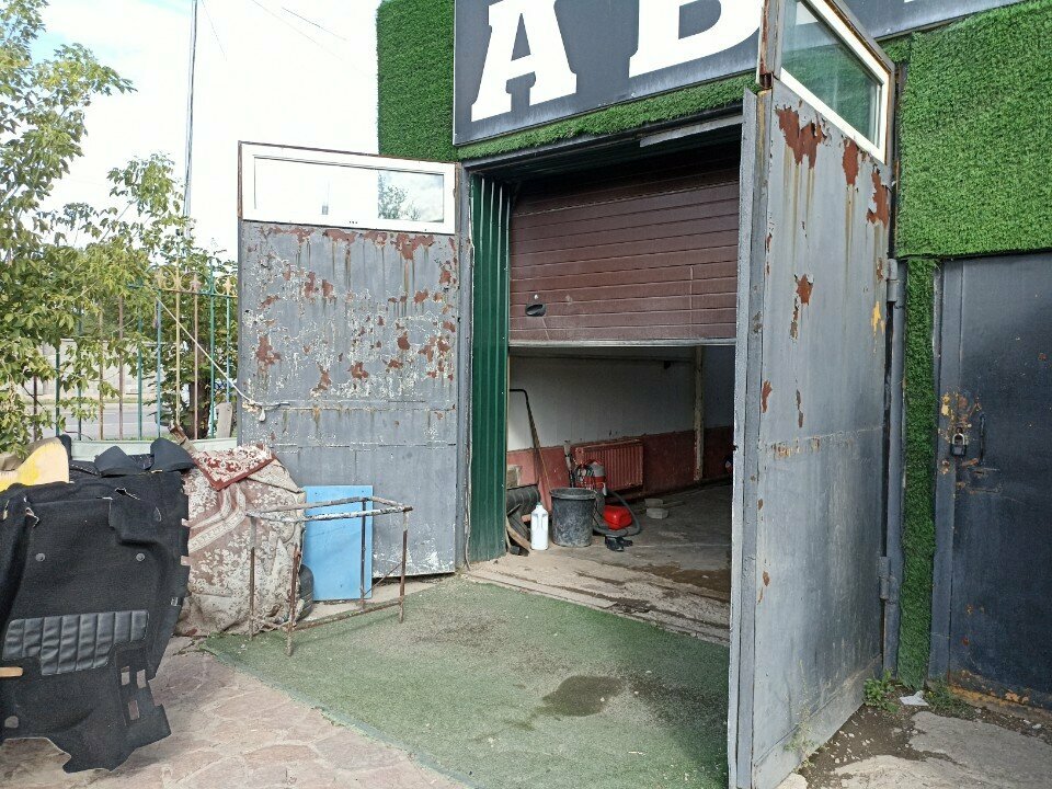 Oto yıkama G Class, Astana, foto