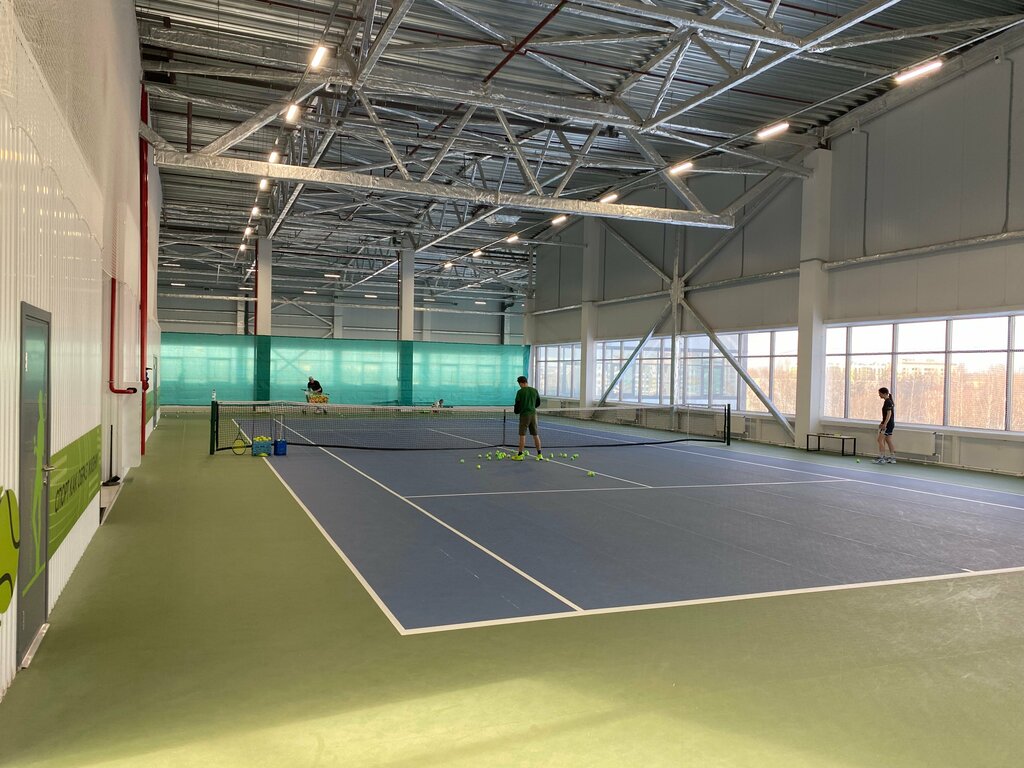 Tenis kulüpleri ve kortları Tennis Club, Velikiy Novgorod, foto