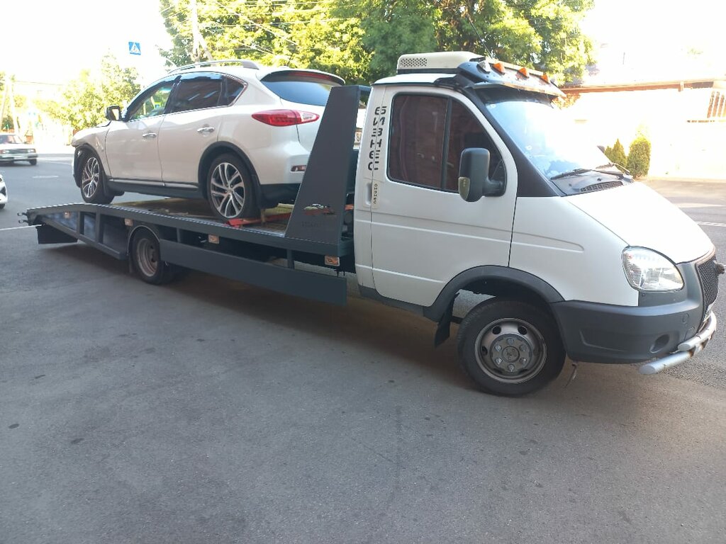 Çekici hizmeti Evakuator V maykope, Maykop, foto