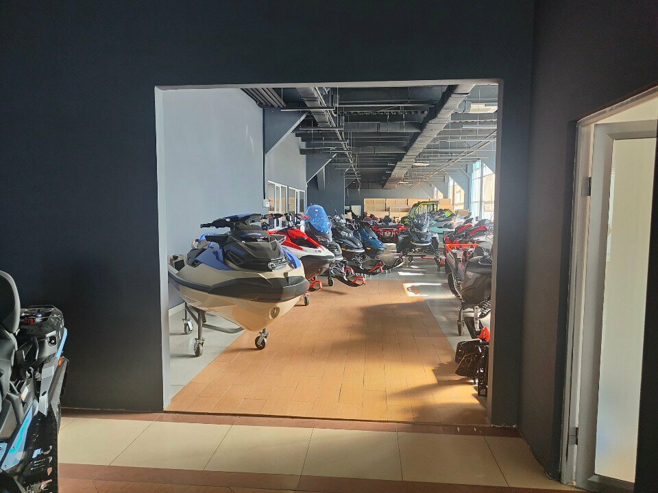 Arazi taşıtları, su araçları, kar araçları Райдер, Moskova, foto