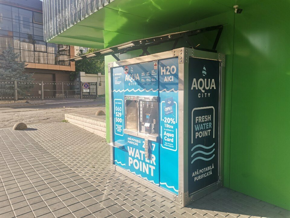 Su satışı Aqua City, Kişinev, foto