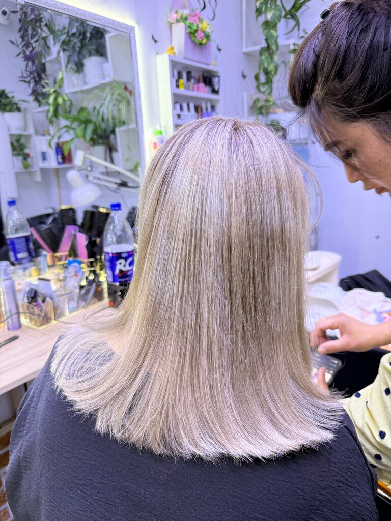 Güzellik salonu Гулмира, Moskova, foto