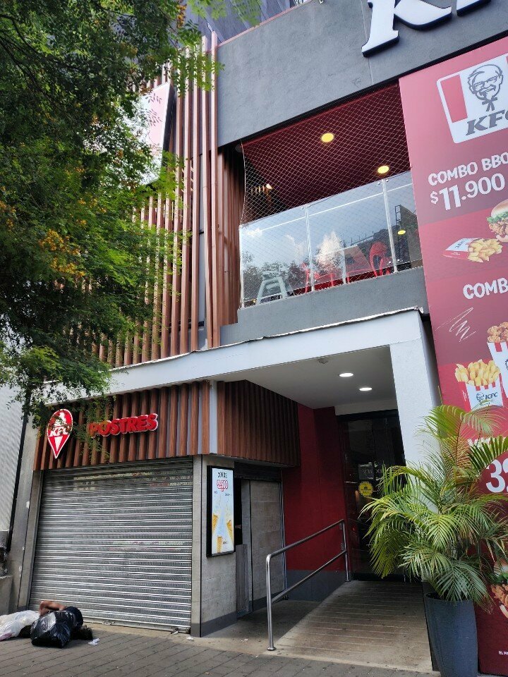 Kafe KFC, Medellin, foto