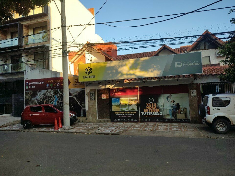 Emlak ofisi Constructora del Urubo Srl, Santa‑Krus, foto