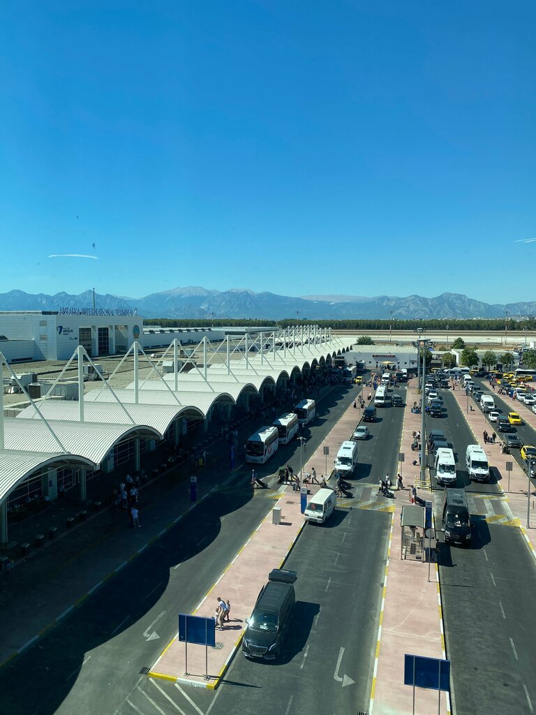 Otoparklar Antalya Havalimanı Dış Hatlar T2 Otopark, Antalya, foto