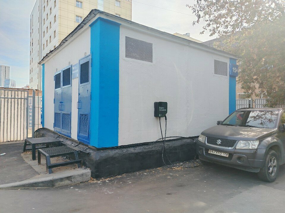 Elektrikli oto şarj istasyonları Яндекс Заправки, Moskova, foto