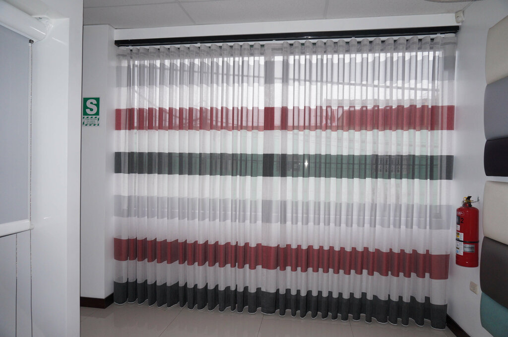 Jaluzi ve stor perde Cortinas LineaDecor, Lima, foto
