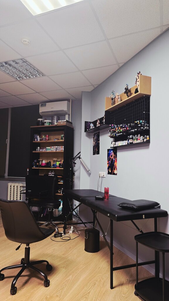 Dövmeciler Easy Fox Tattoo, Moskova, foto