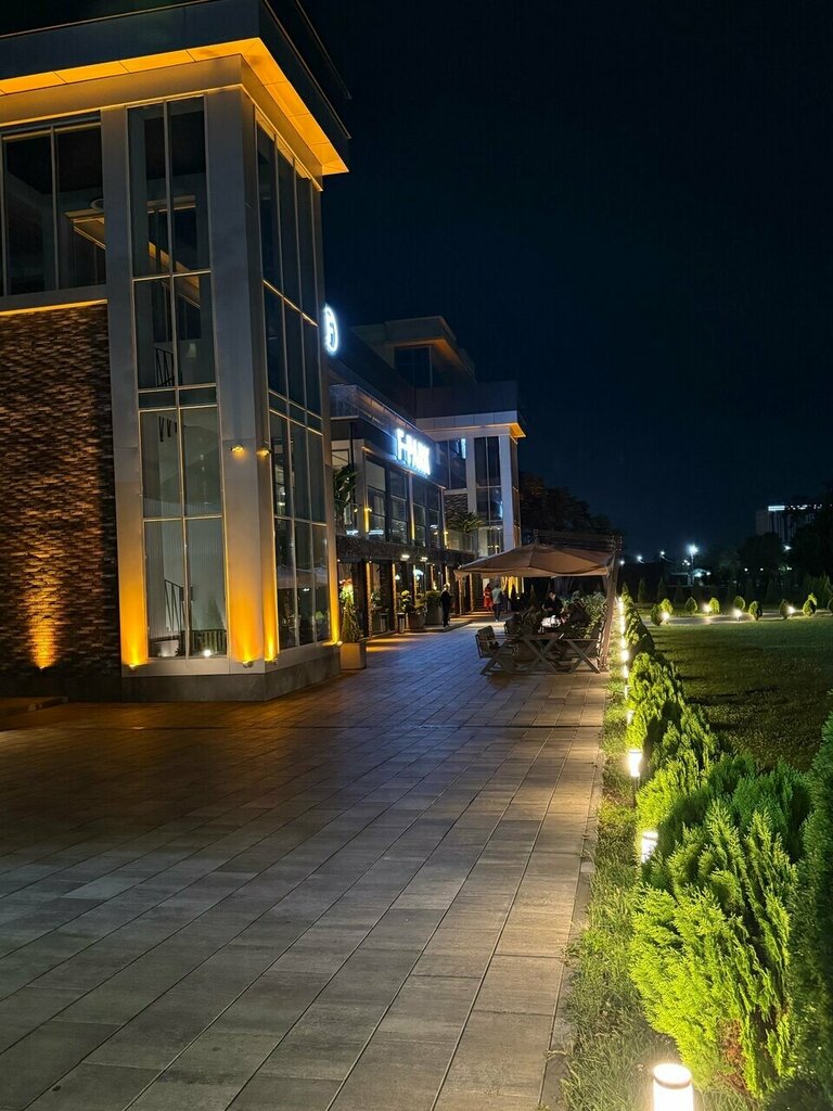 Restoran F-park, Baksan, foto