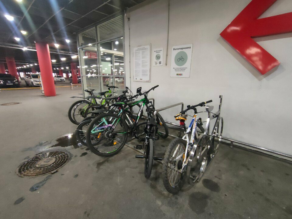 Bisiklet park yerleri Велопарковка, Adıge Cumhuriyeti, foto