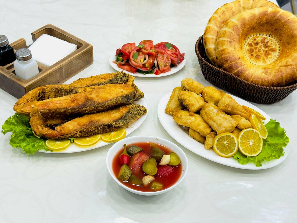 Restoran Delfin Baliq, Buhara, foto