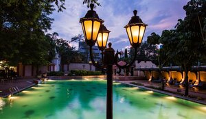 Residency club (State of Maharashtra, Pune, Bund Garden Road), otel  Pune'den