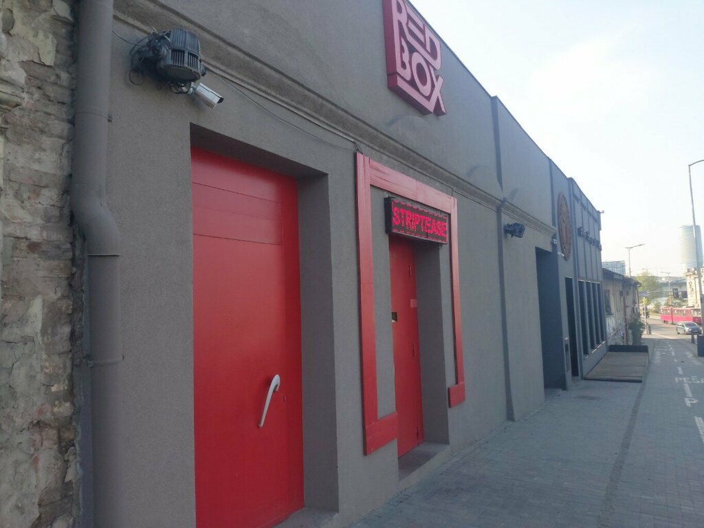 Gece kulüpleri Red box Club, Belgrad, foto