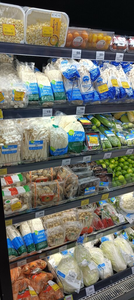 Alışveriş merkezleri Pantip Plaza Chiang Mai, Chiang Mai, foto