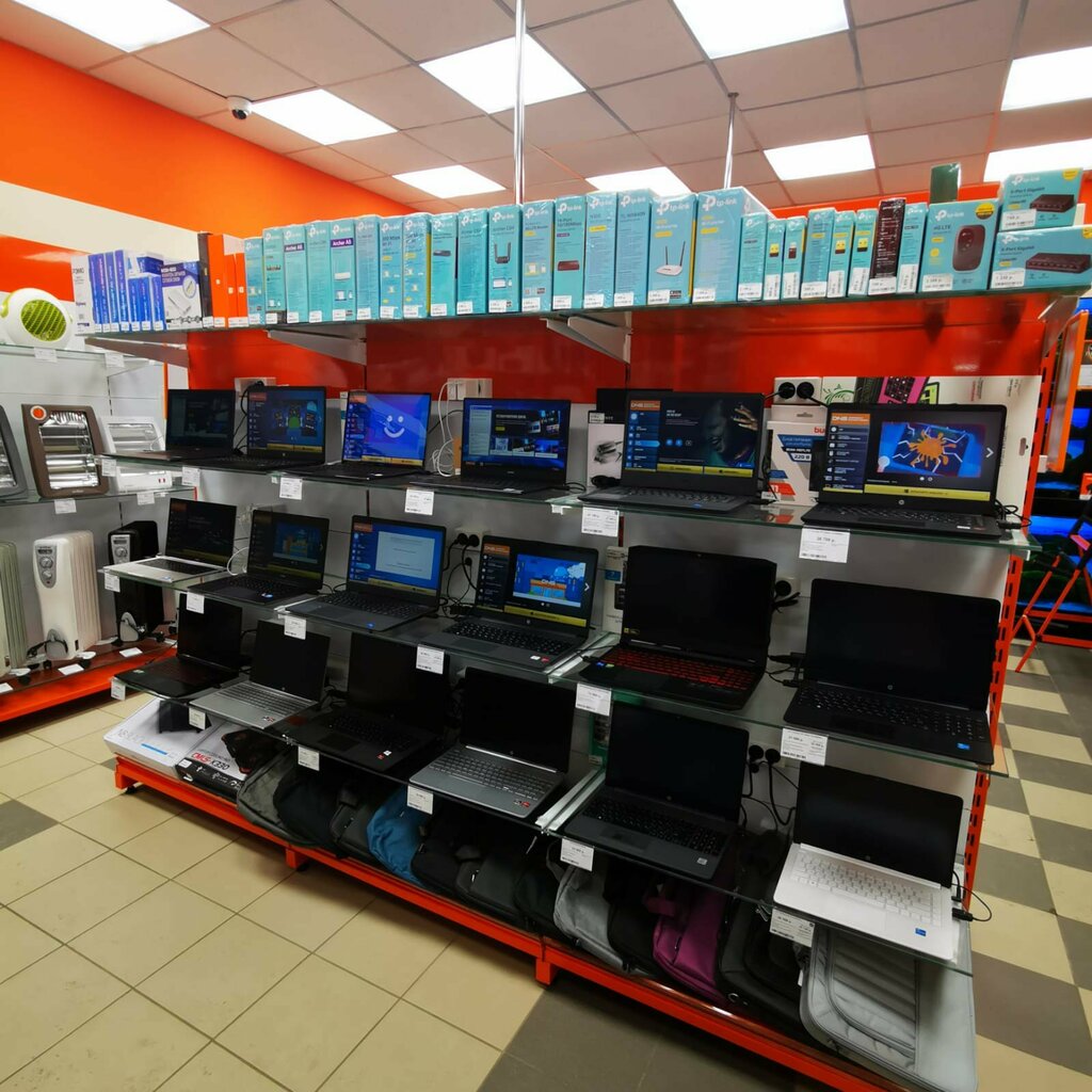 Bilgisayar mağazaları DNS, Çeliabinskaya oblastı, foto