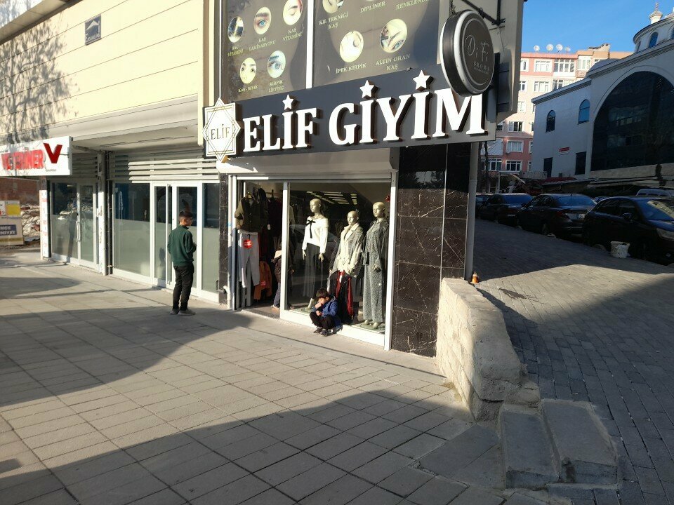 Giyim mağazası Elif Giyim, İstanbul, foto