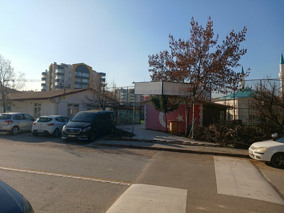 Çok amaçlı spor tesisleri Çınar Halı Saha, Ankara, foto