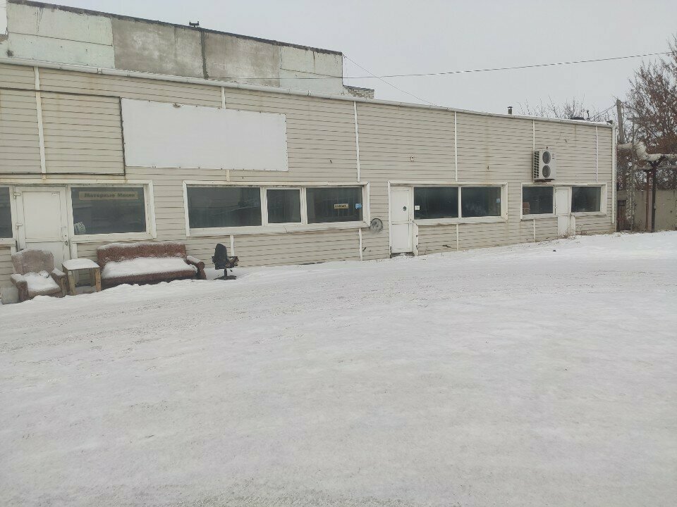Yağlama ürünleri Magazin Motornyye masla Yelkina N.S. IP, Kurgan, foto