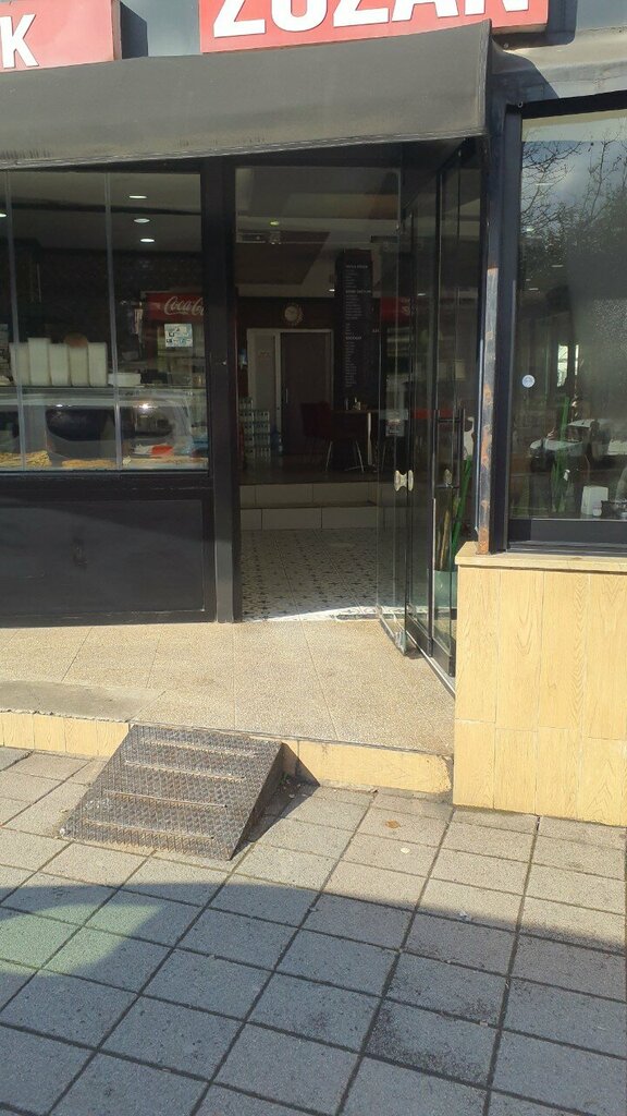 Kafe Zozan Börek, İstanbul, foto