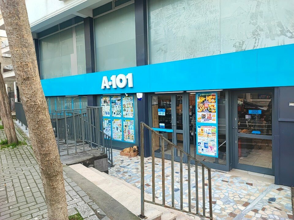 Süpermarket A 101, İstanbul, foto