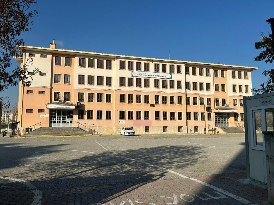 Ortaokul Sultan Alparslan İmam Hatip Ortaokulu, Konya, foto